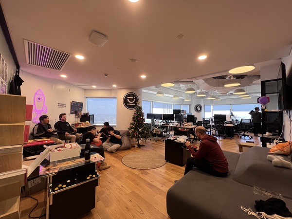 The U Group & Co｜Meet.jobs